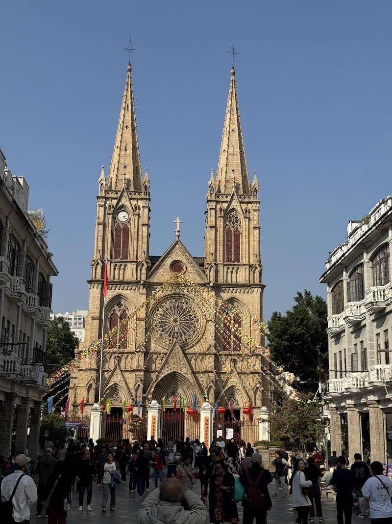 Guangzhou Shopping: Top Markets, Boutiques & Souvenir Guide